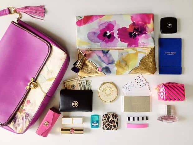 5 Inseparable Things In Every Girl’s Bag